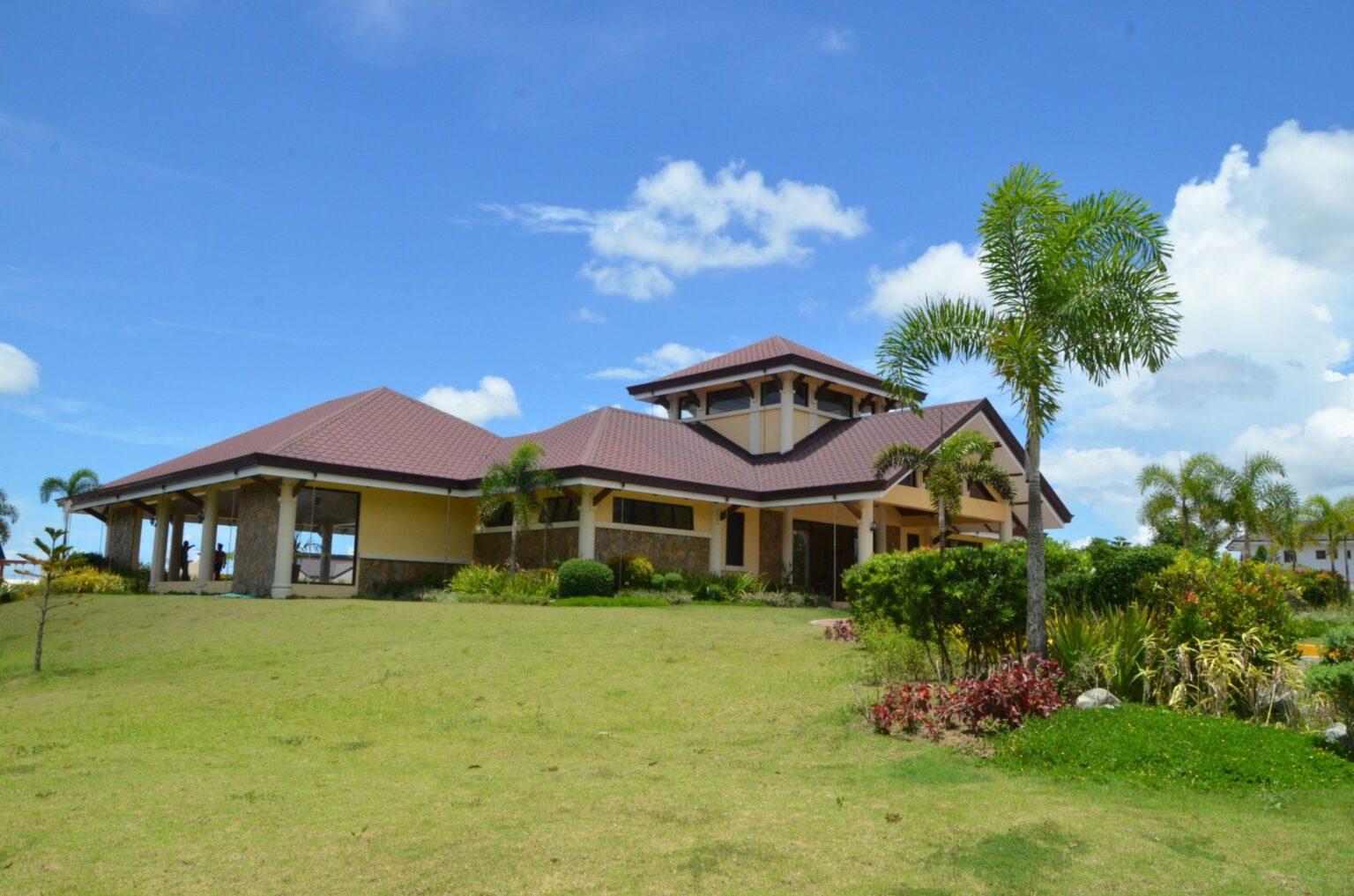 House and Lot for Sale in Silang, Cavite | Moldex Realty