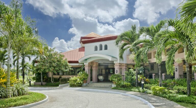 MetroGate Angeles - Moldex Realty